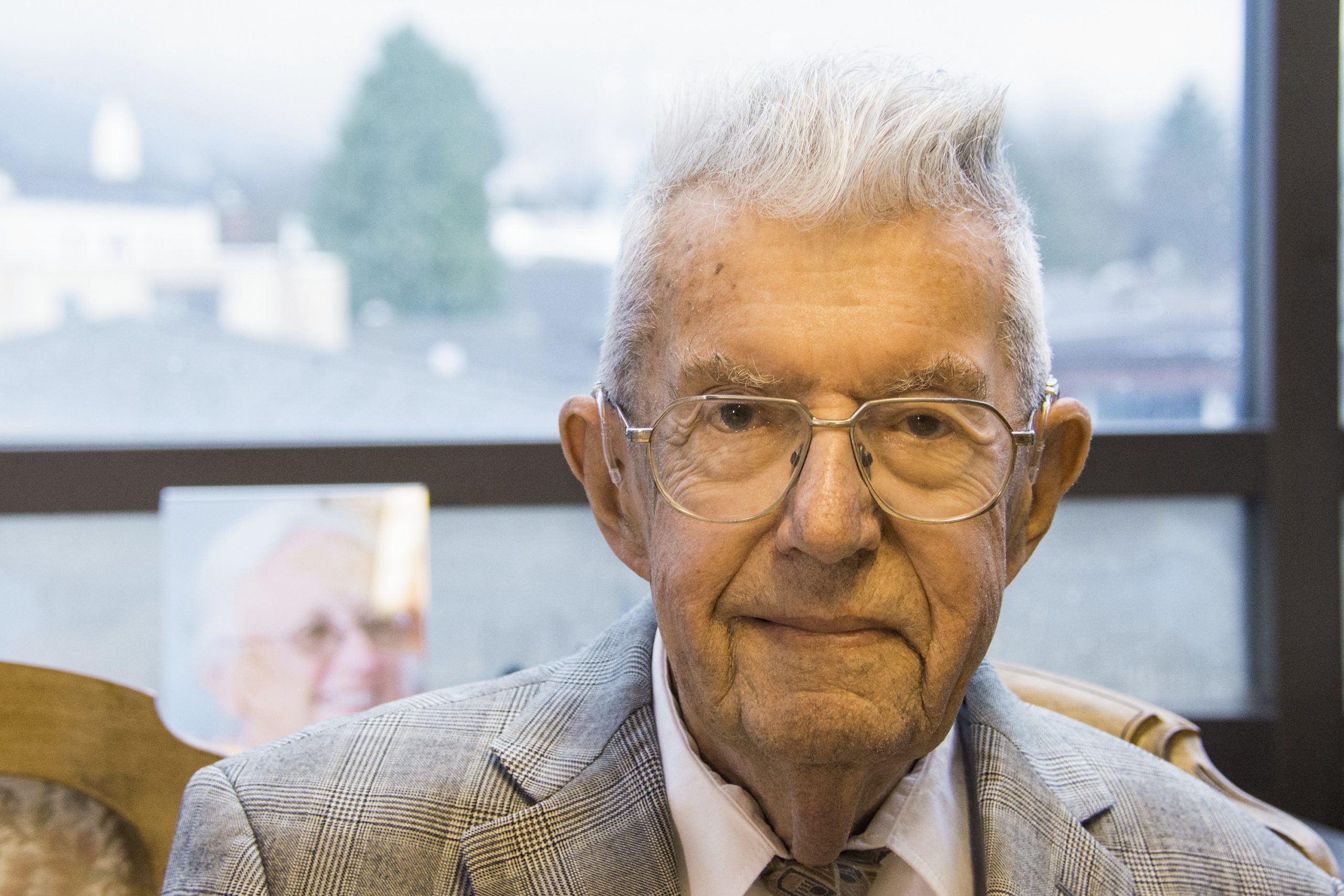 Biografie Dr. Alexander Wili - fuv.ch